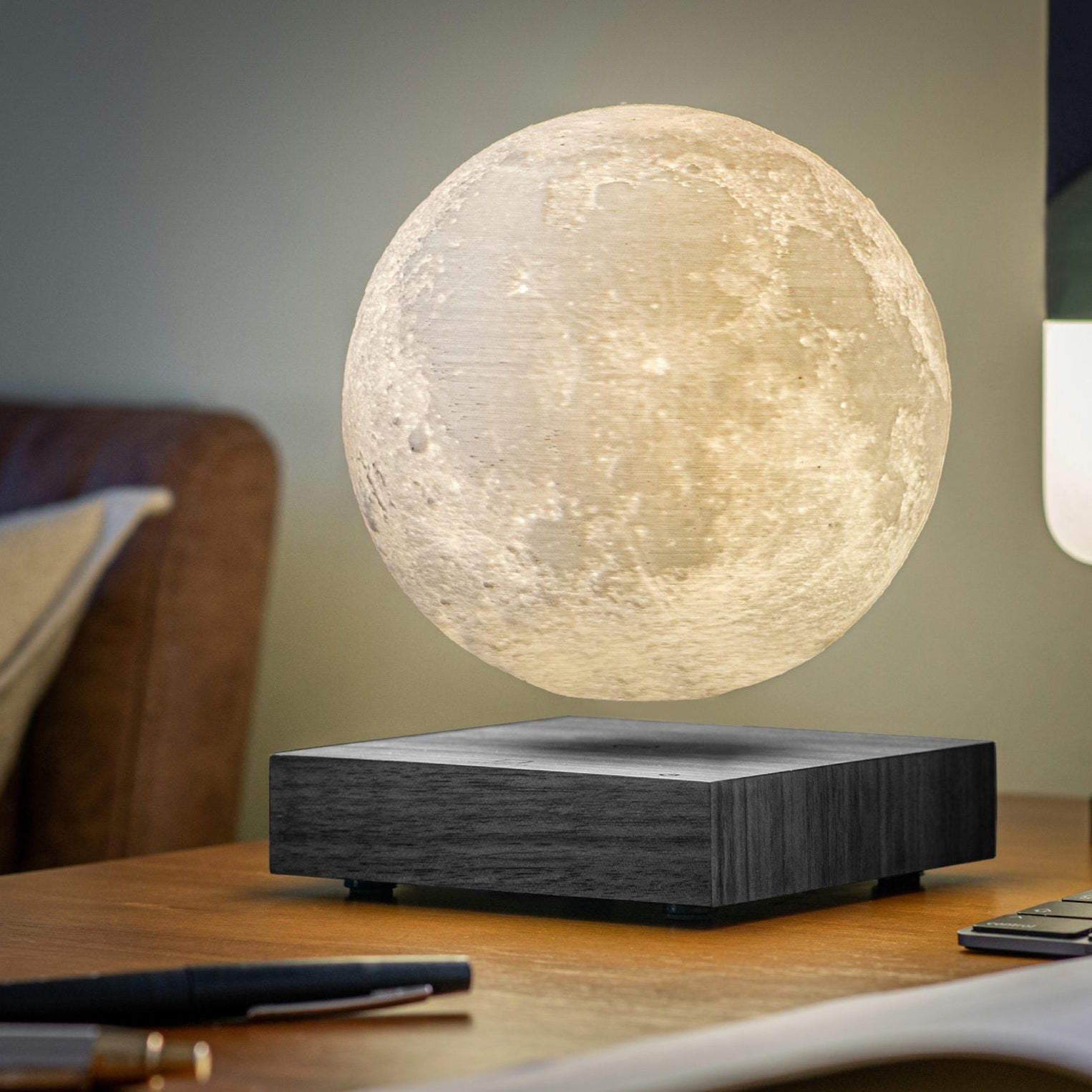 Gingko Smart 3D Printed Floating LED Moon Desk Lamp — Pizzazz Retail